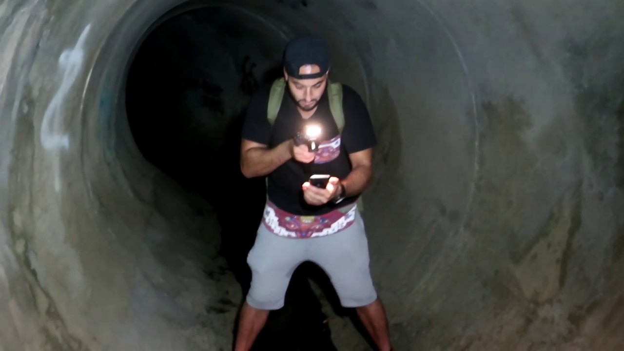 (Real Ghost Seen) inside Faze Rug Haunted Tunnel ft Omargoshtv, Moe ...