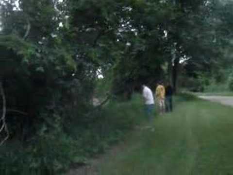 Pee break!! - YouTube