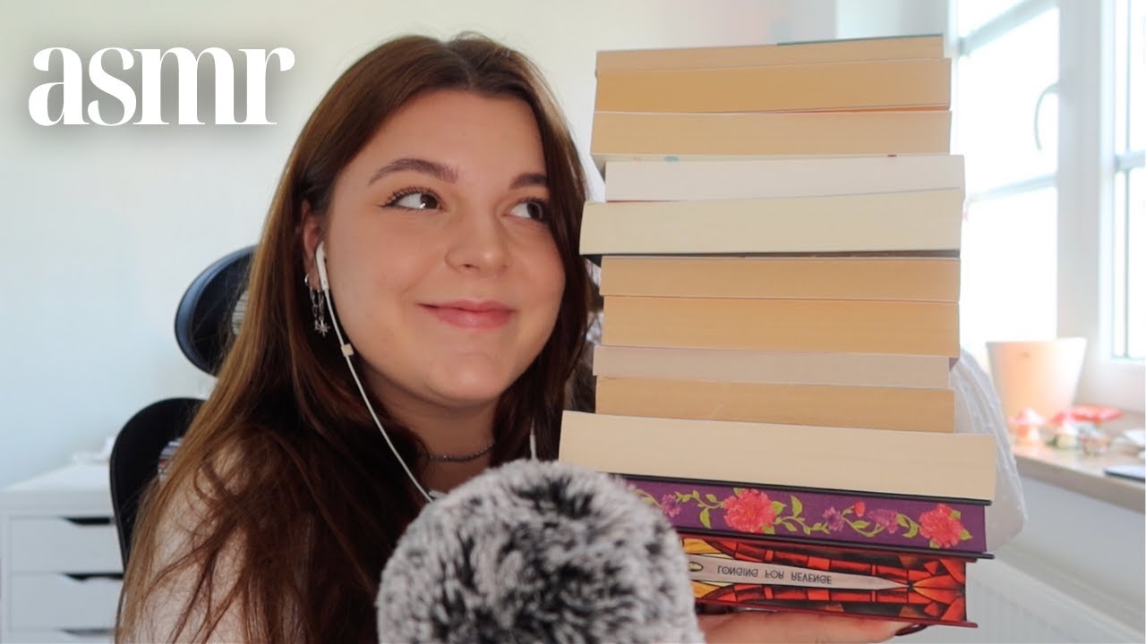 ASMR the 12+ books i read in august 🕯️💗 *whispered reading wrap up ...