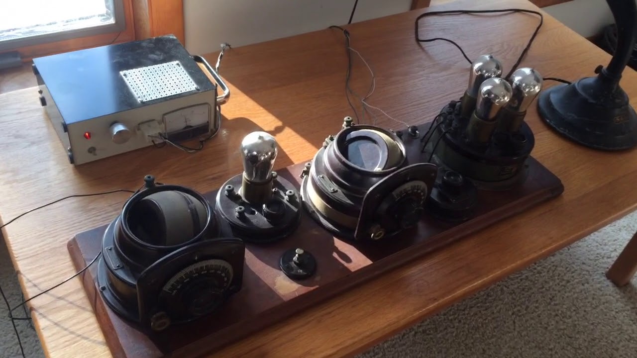 Atwater Kent Breadboard Radio 1923 model 9. Radio Receiver - YouTube