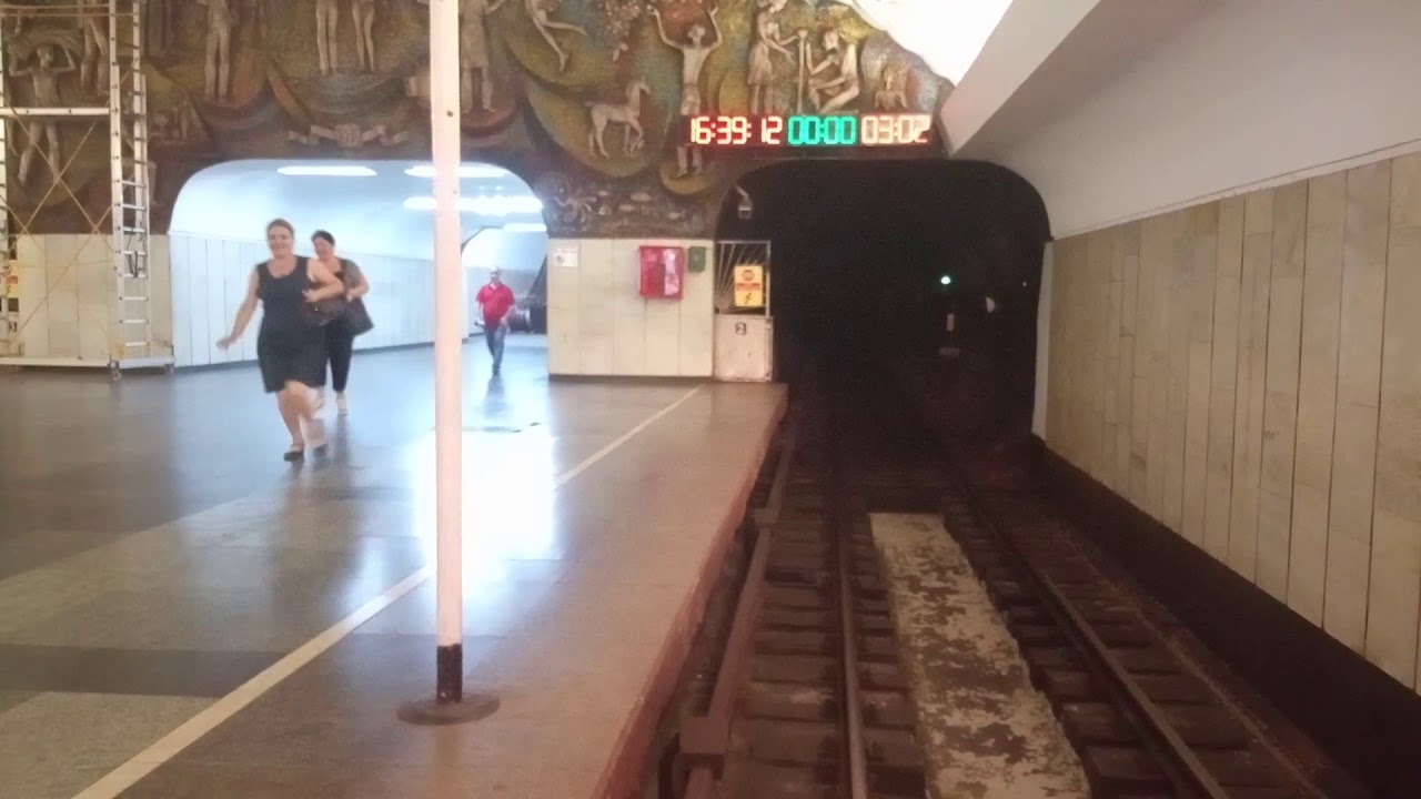 Tbilisi metro line 2 - YouTube