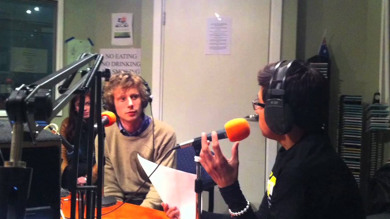 Meatball Mind - Pluto Jonze on Clash FM 22/7/12 - YouTube