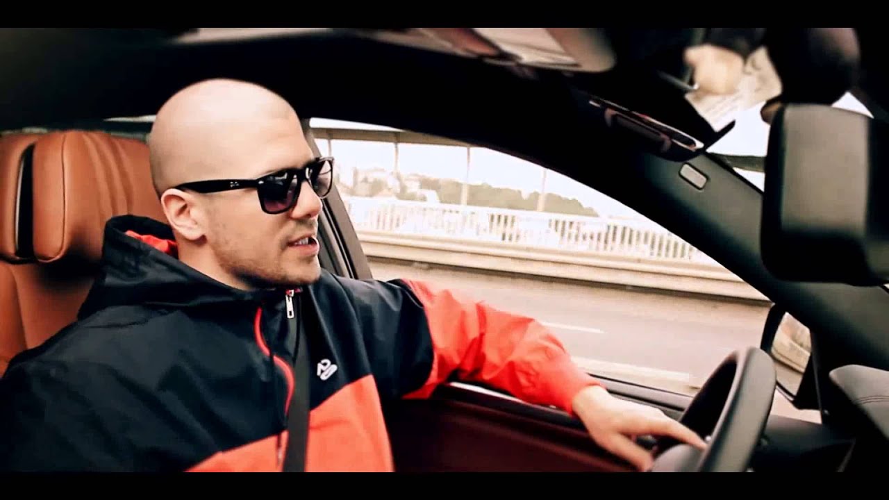 Ektor & DJ Wich - Loket z vokna (OFFICIAL VIDEO) - YouTube