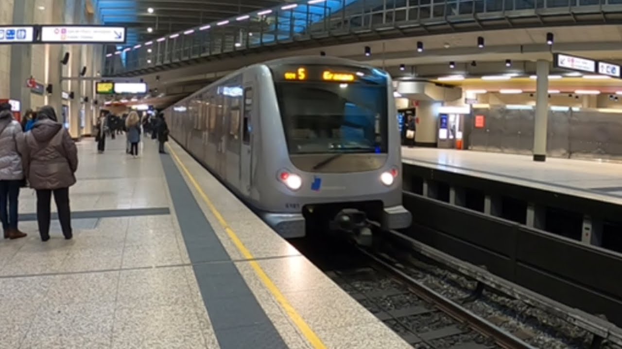 Metro line 5 arrives at Brussels-Schuman - YouTube