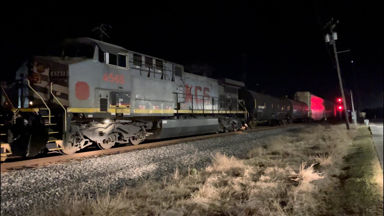 KCS 4620 AC44CW w/ KCSM Grey Ghost AC44CW and Awesome K5LA! - YouTube