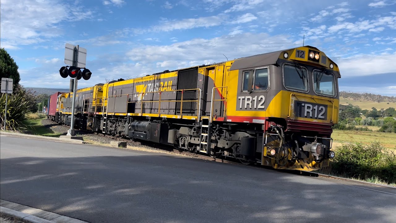 TasRail TR12 TR01 #53 train crossing Glenwood Road - YouTube