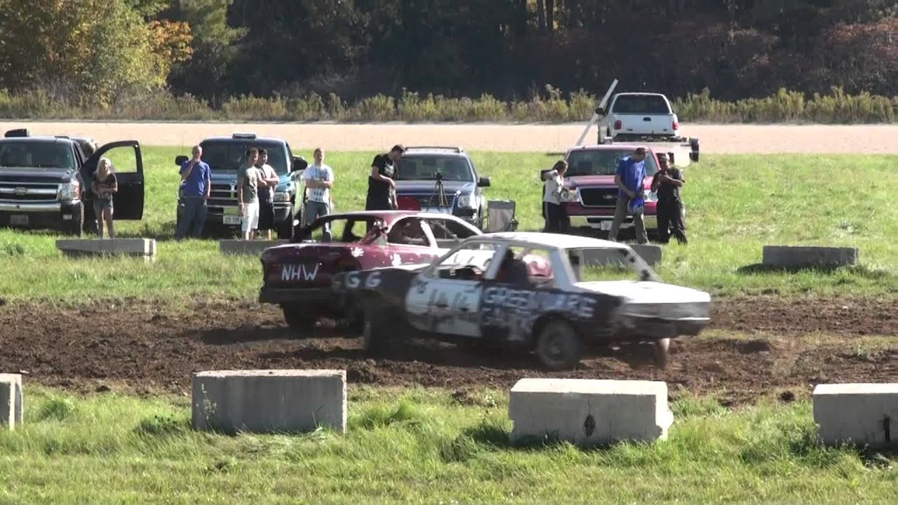 Dorchester Fair 2011 Figure 8 Racing - YouTube
