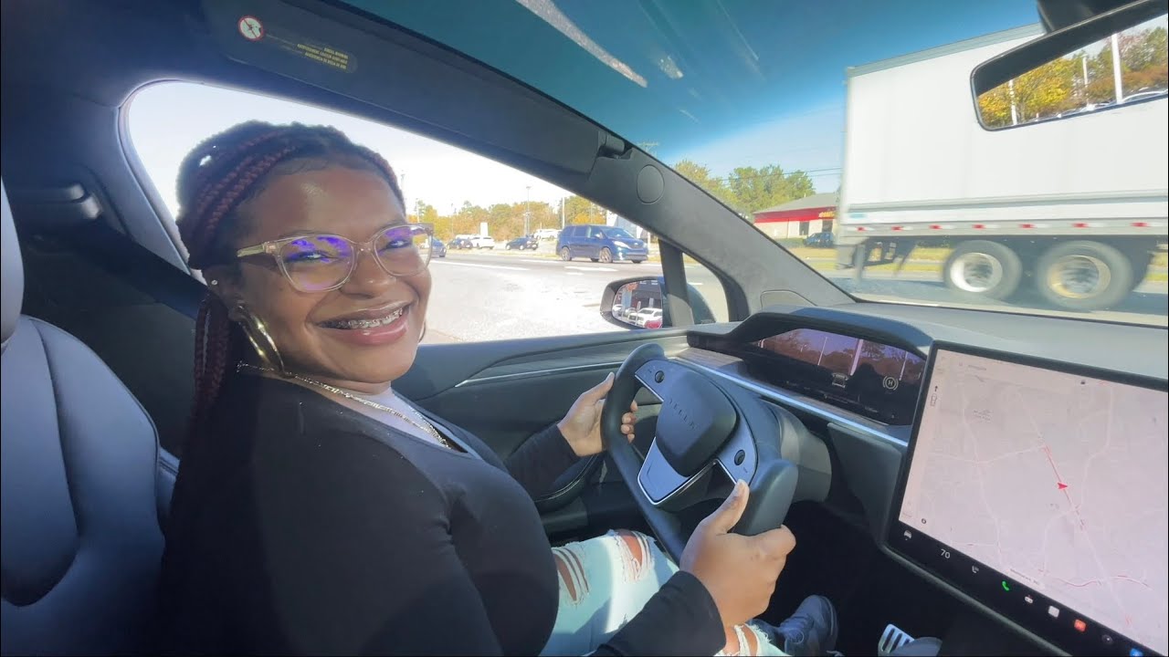 Her First Time Test Driving The NEW Tesla Model X how did she do ...