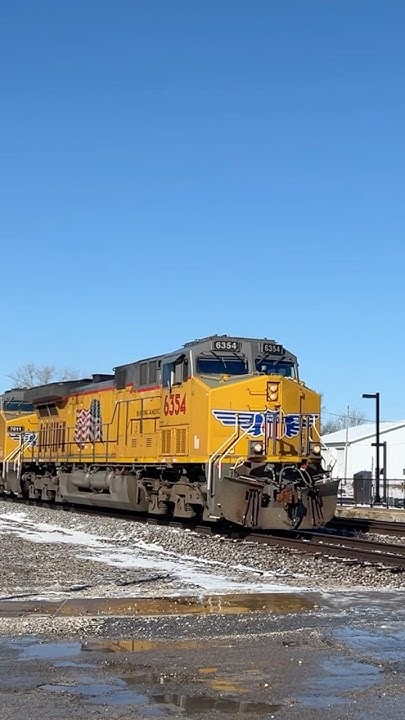 UP ZCIG4 (BNSF F-ZCIG4) FLYS through La Plata at 70 MPH #train - YouTube