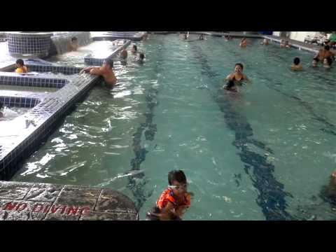 Nuggets, Reno: pool time 07192013