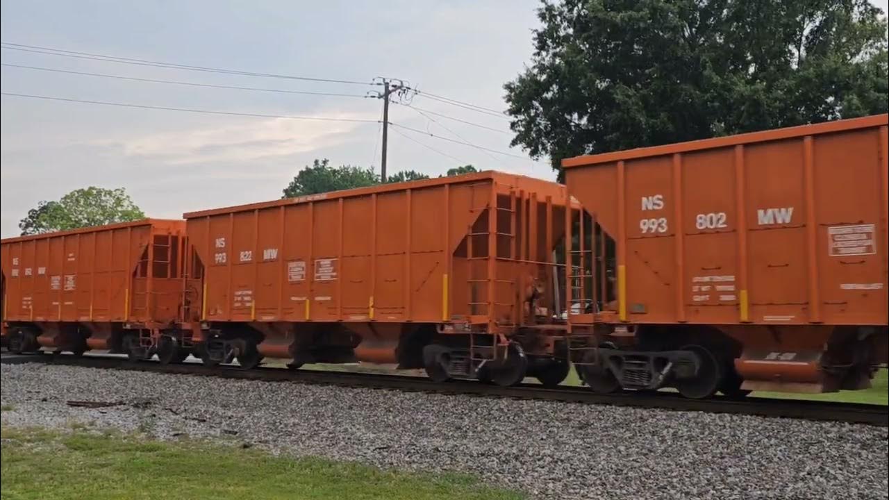 NS 154 Mixed Freight Taylors, SC w/ACe and GEVO leader and UP Tier 4 as mid-train DPU - YouTube