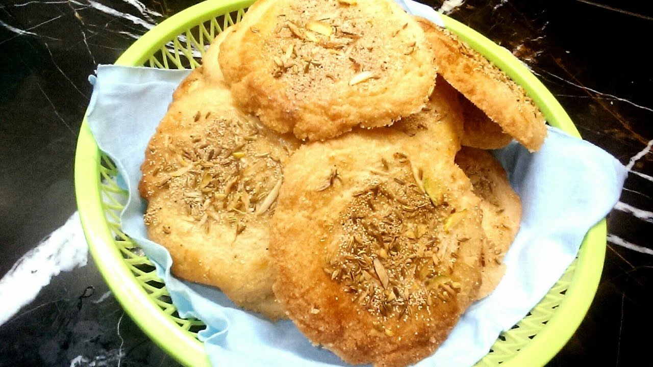 Roat biscuits / Tabarak ki roti without oven - YouTube