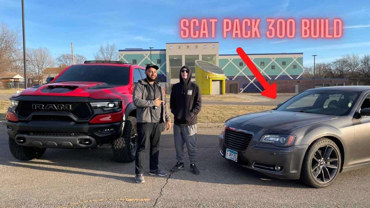 CUSTOMER PICKS UP HIS SCAT PACK 300 & DOES BURNOUTS **HE LOVES IT ...