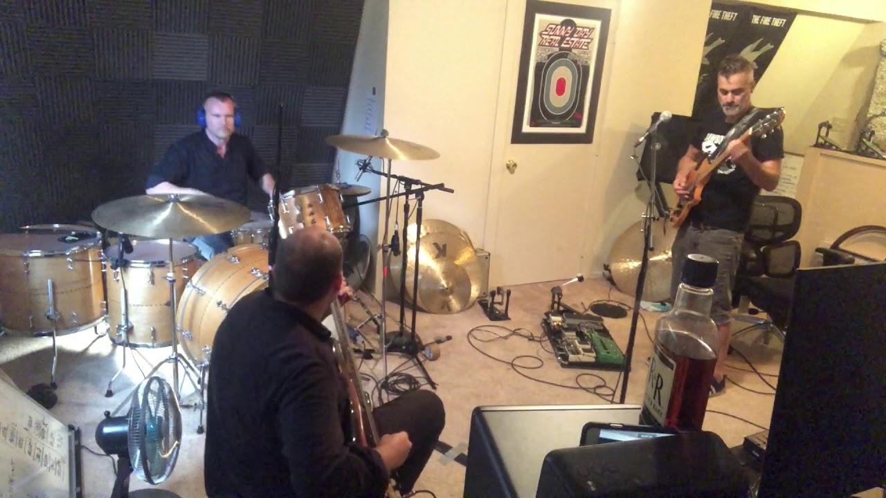 Jeremy Enigk sits in with William Goldsmith and Justin Tamminga of ...