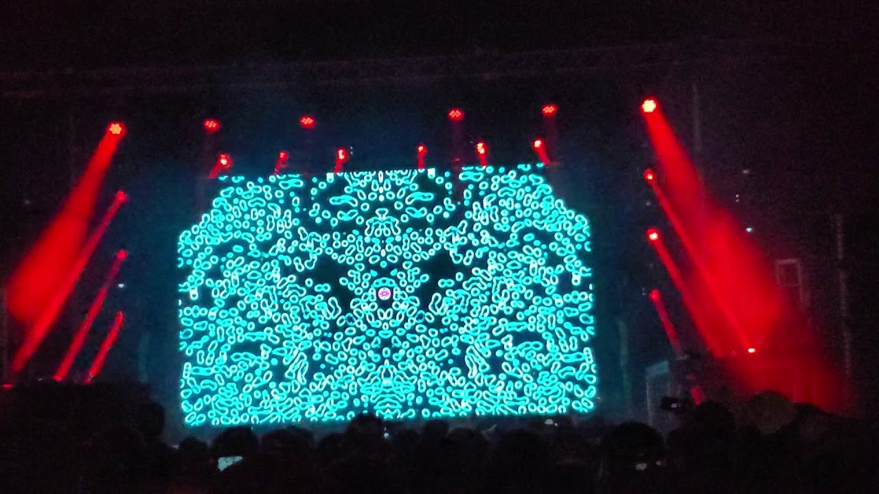 Tipper @ Infrasound 2019 (Visuals by Datagrama) pt.1 - YouTube
