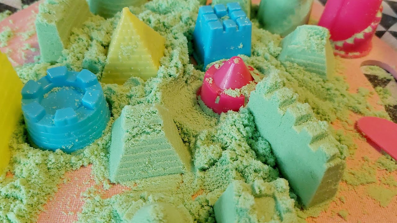 ASMR VERY SATISFYING GREEN KINETIC SAND..LET'S PLAY TOGETHER - YouTube