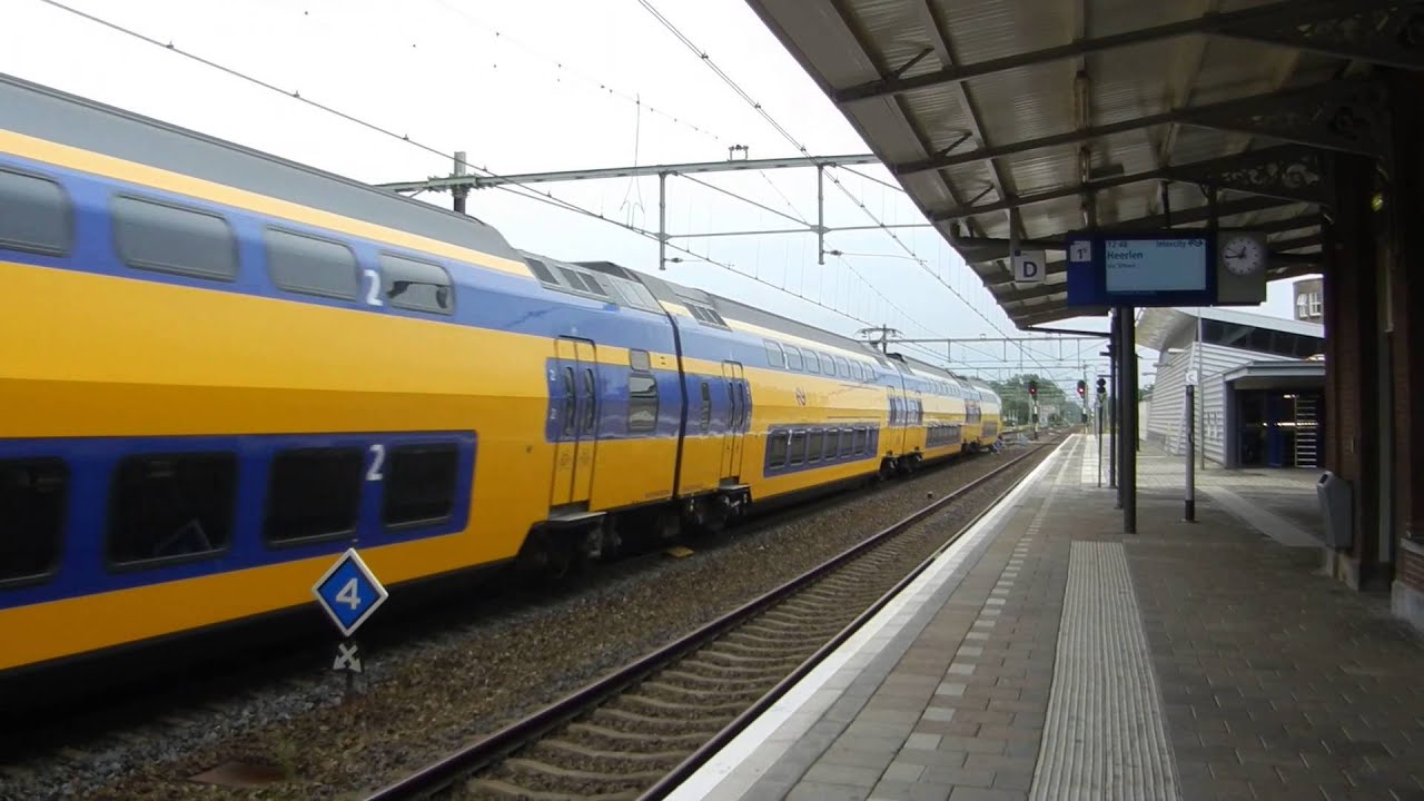 NS VIRM 9570 komt aan op station Roermond - YouTube