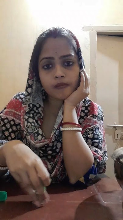 Aam,papita,sev aur ek darjan kela ho gye 😂😂🙃 #explorefeed #monerrannabanna - YouTube