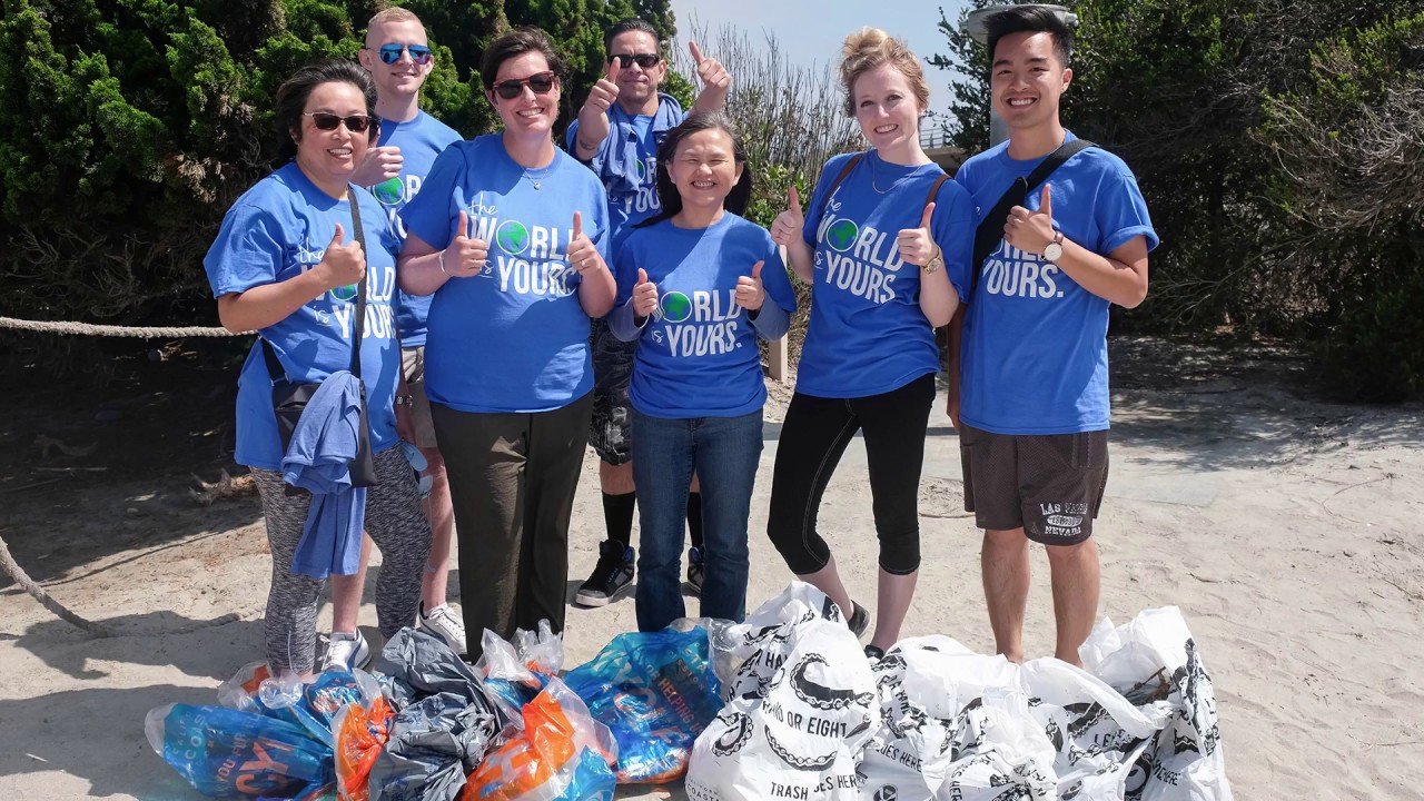 World Oceans Day Beach Cleanup - YouTube