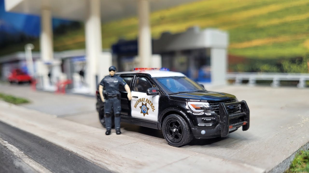 police traffic stop enforcement 1/64 scale diorama - YouTube