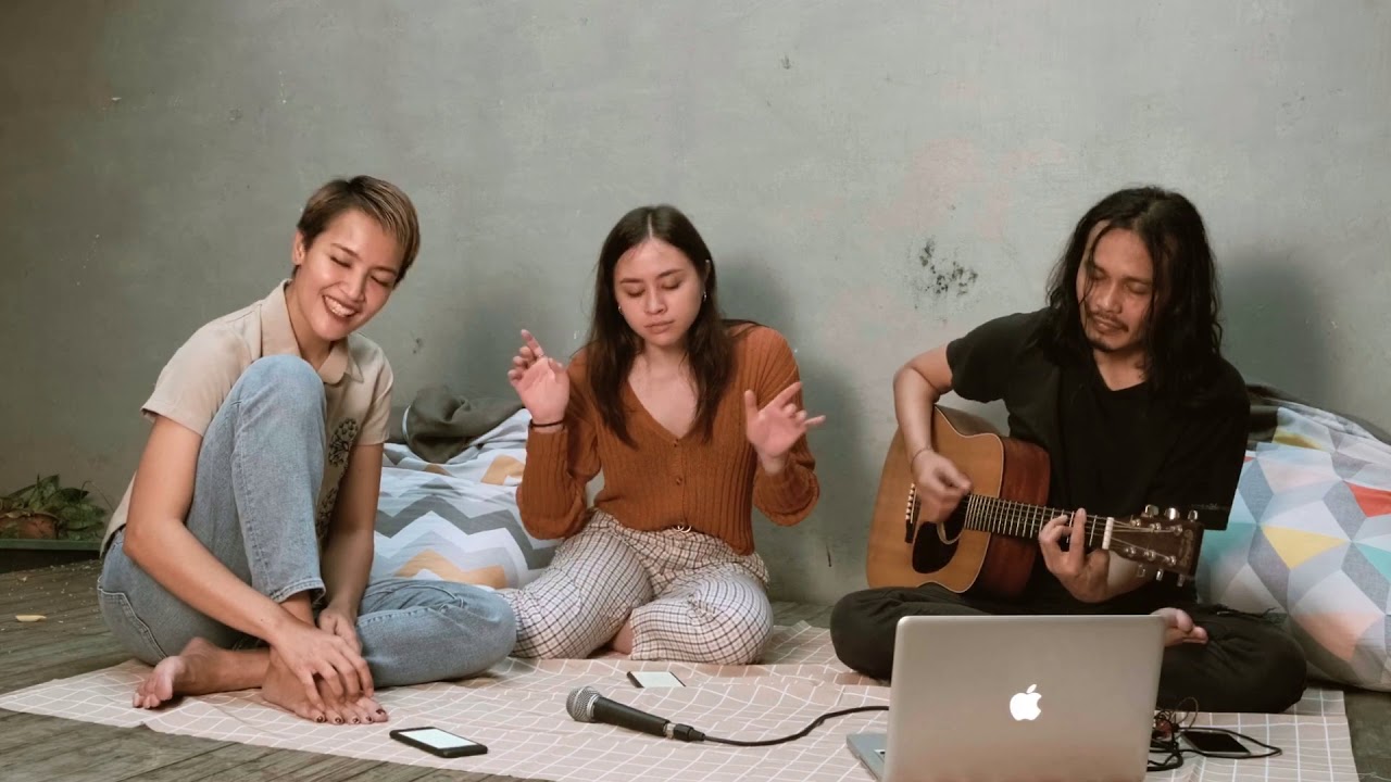 Lea Simanjuntak and Andrea Turk singin the blues - YouTube