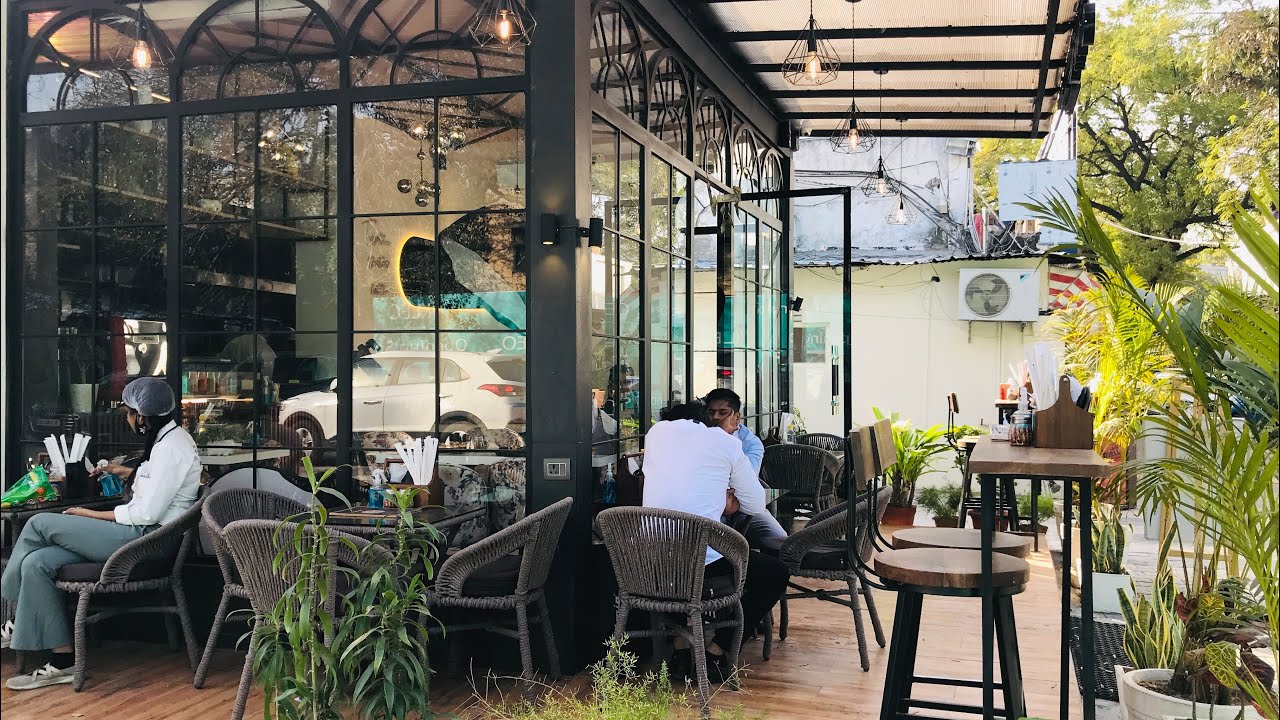 REFECTIONS CAFE MALVIYA NAGAR | NEW DELHI FOOD - YouTube