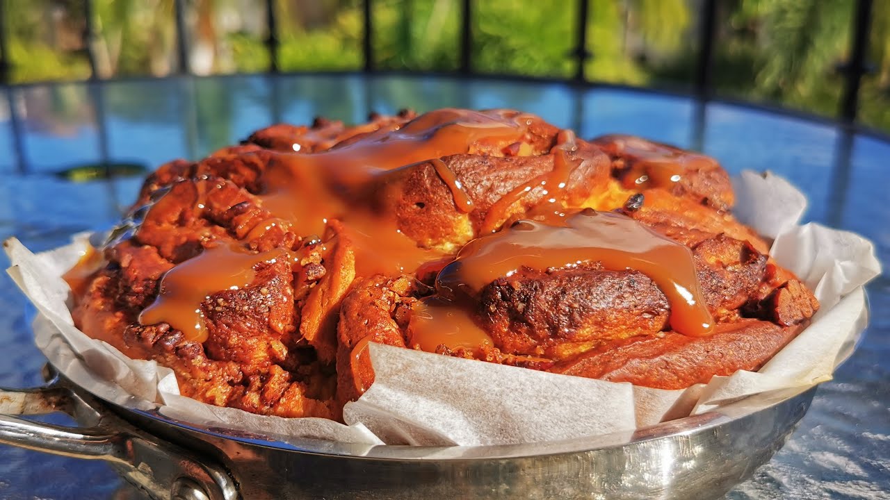 Rulouri cu Scortisoara,Nuci Pecan si Dulce de Leche - Mini Cozonac in ...