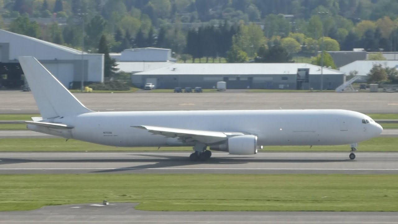Atlas Air Boeing 767-375(ER)(BDSF) [N1709A] Takeoff from PDX - YouTube