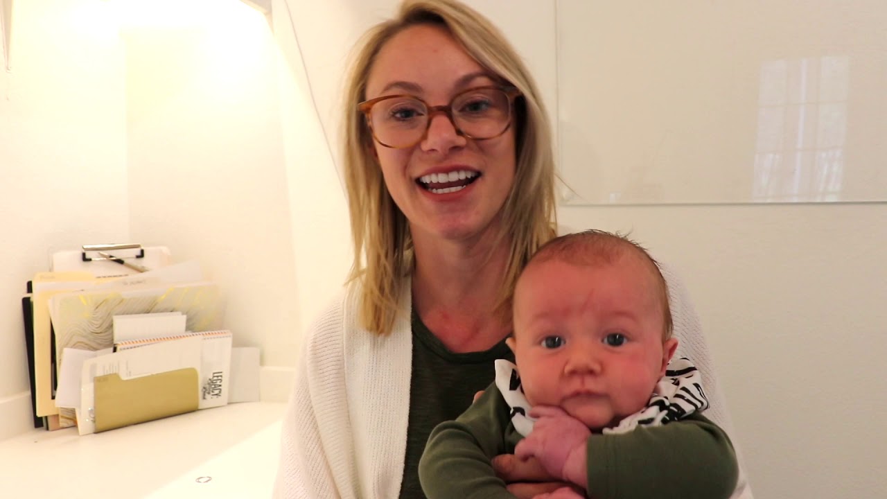 Smiling and mirror neurons - YouTube