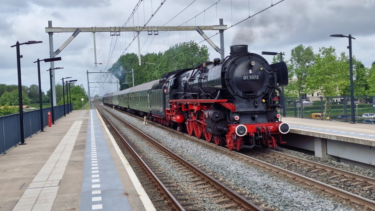 Dordt in stoom 2022 SSN Stoomtrein - YouTube