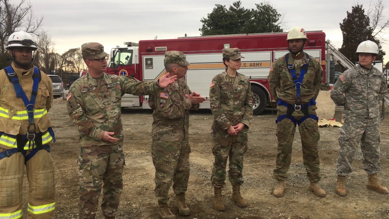 On the Road Again: LTG Semonite visits 911th Engineer Company - YouTube