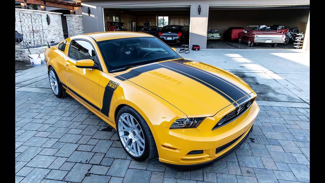 2013 Boss 302 Walk Around - YouTube