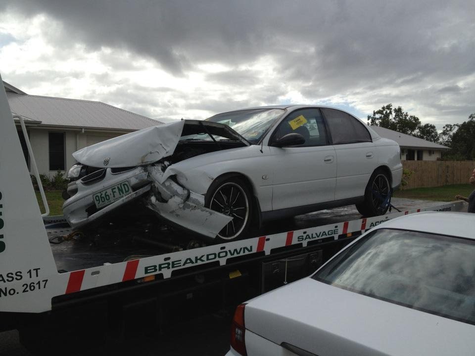 Dash Cam Car crash fail (Uniden iGO c600 300 600 1080P) - YouTube