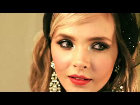 Elizabeth Loaiza - Mejor Cola Tv & Novelas 2013