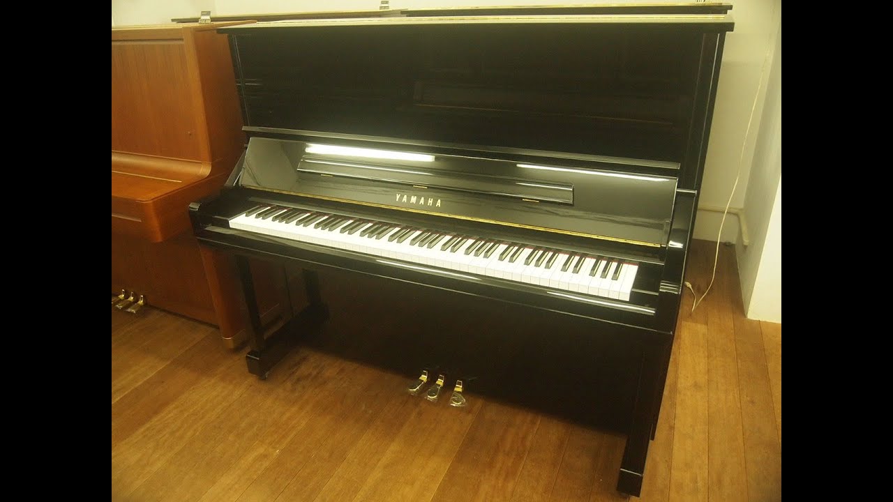 Piano Yamaha YU33 - Review & Demo | Piano24h.vn - YouTube
