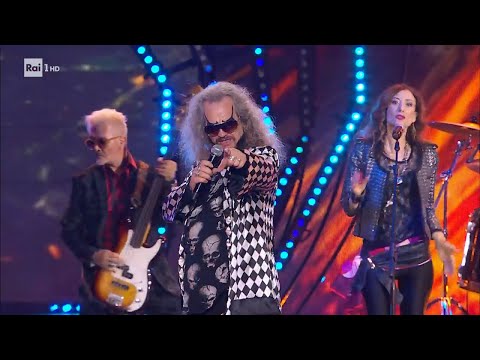I Doctor & the Medics con \