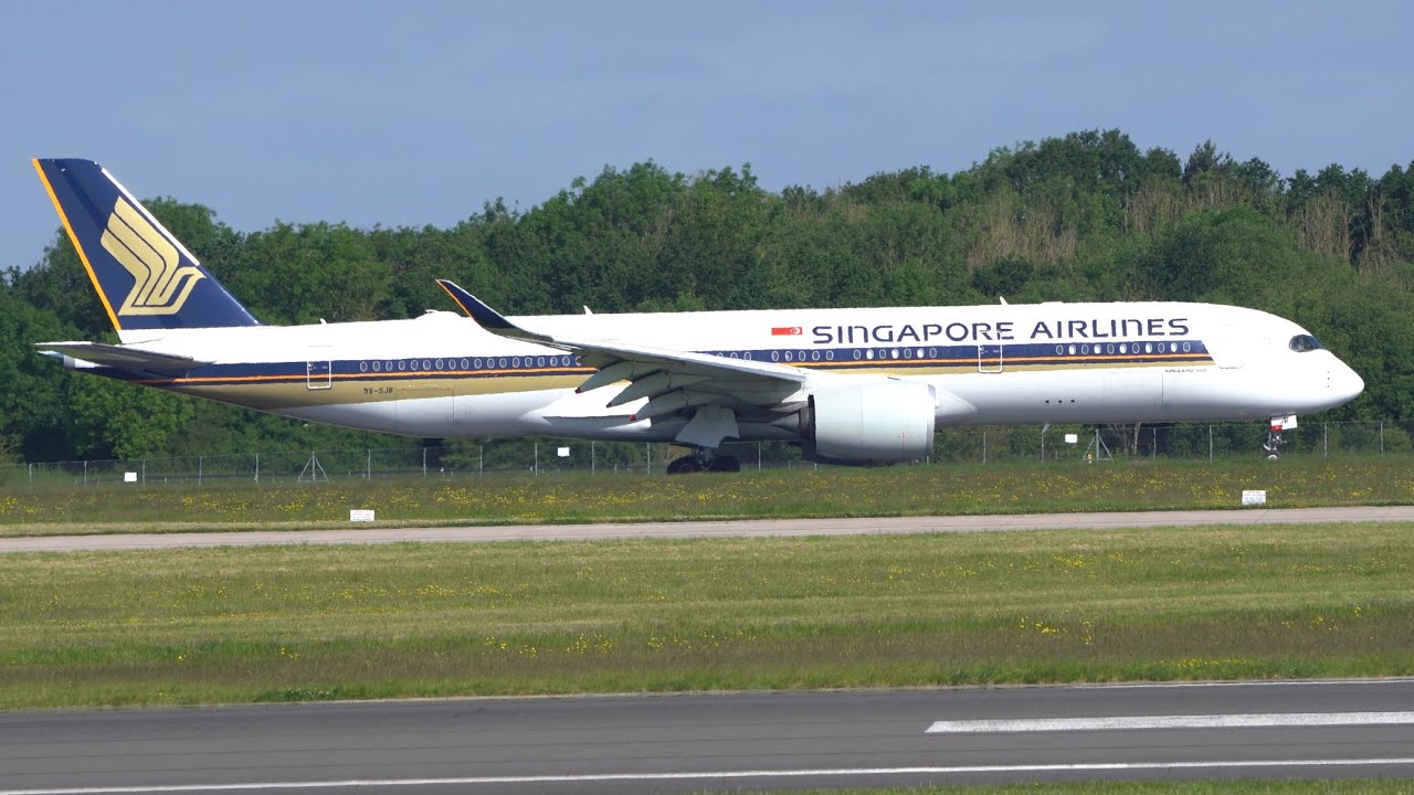 Singapore Airlines A350 9V-SJB arrival at Manchester from Houston on ...