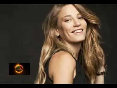 Serenay Sarıkaya - Telefonun Başında