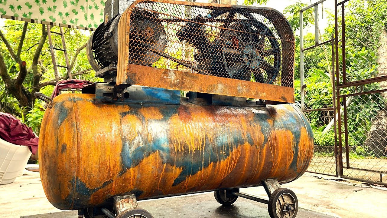 💡 Restoration Old Rusty Air Compressors // Restoring Burnt Classic Air ...