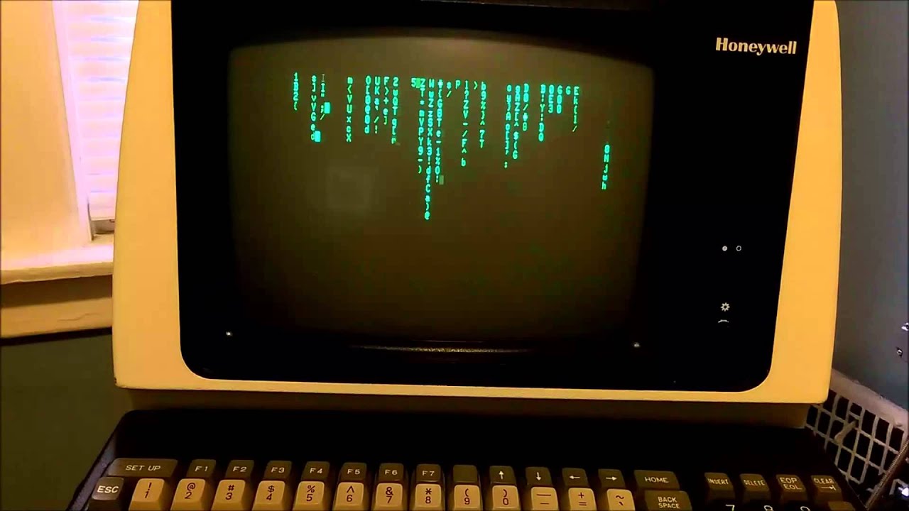 CMatrix displaying on a old Terminal - YouTube