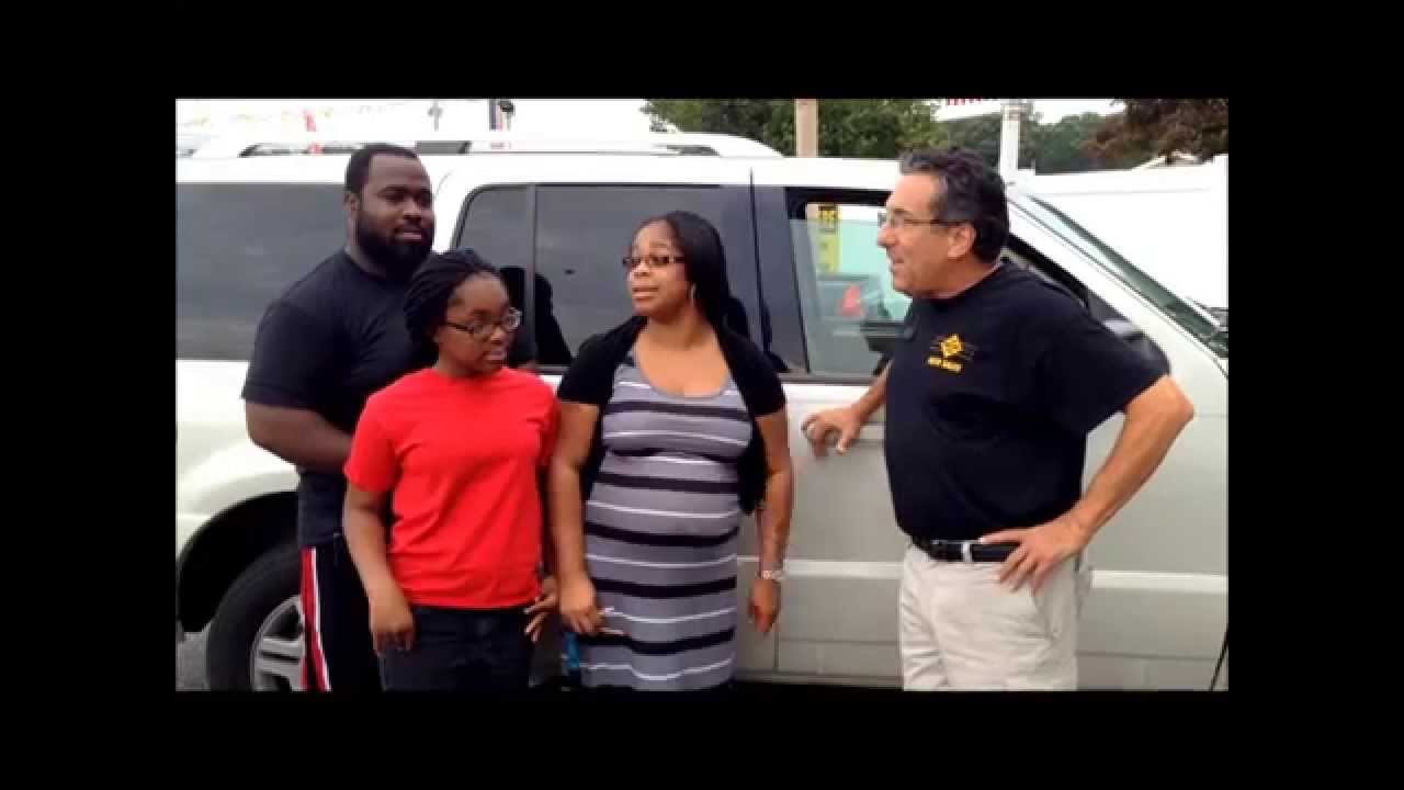 Stephanie & Troy Martin Testimonial - 2004 Mercury Mountaineer - YouTube