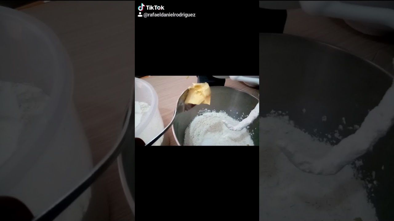 Domplines con salami - YouTube