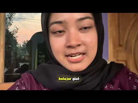 PANTUN KARMINA/PANTUN KILAT OLEH ELQUEENA A.M