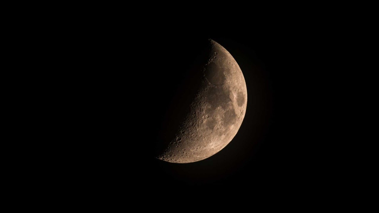 Live: When the waxing half-moon meets Mars and Aldebaran - YouTube