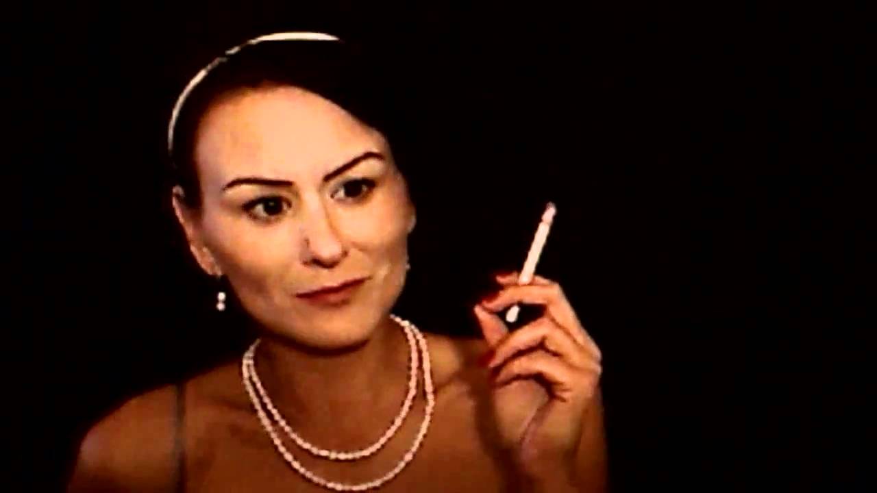 LadyLuck smokes VS 120 whilst wearing a nightie and pearl necklace - by ...