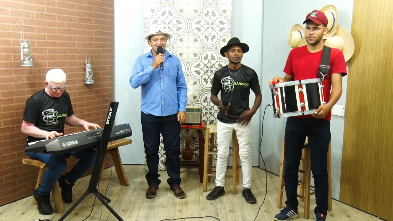 Torrão Nordestino recebe grupo Balançado Bom - YouTube