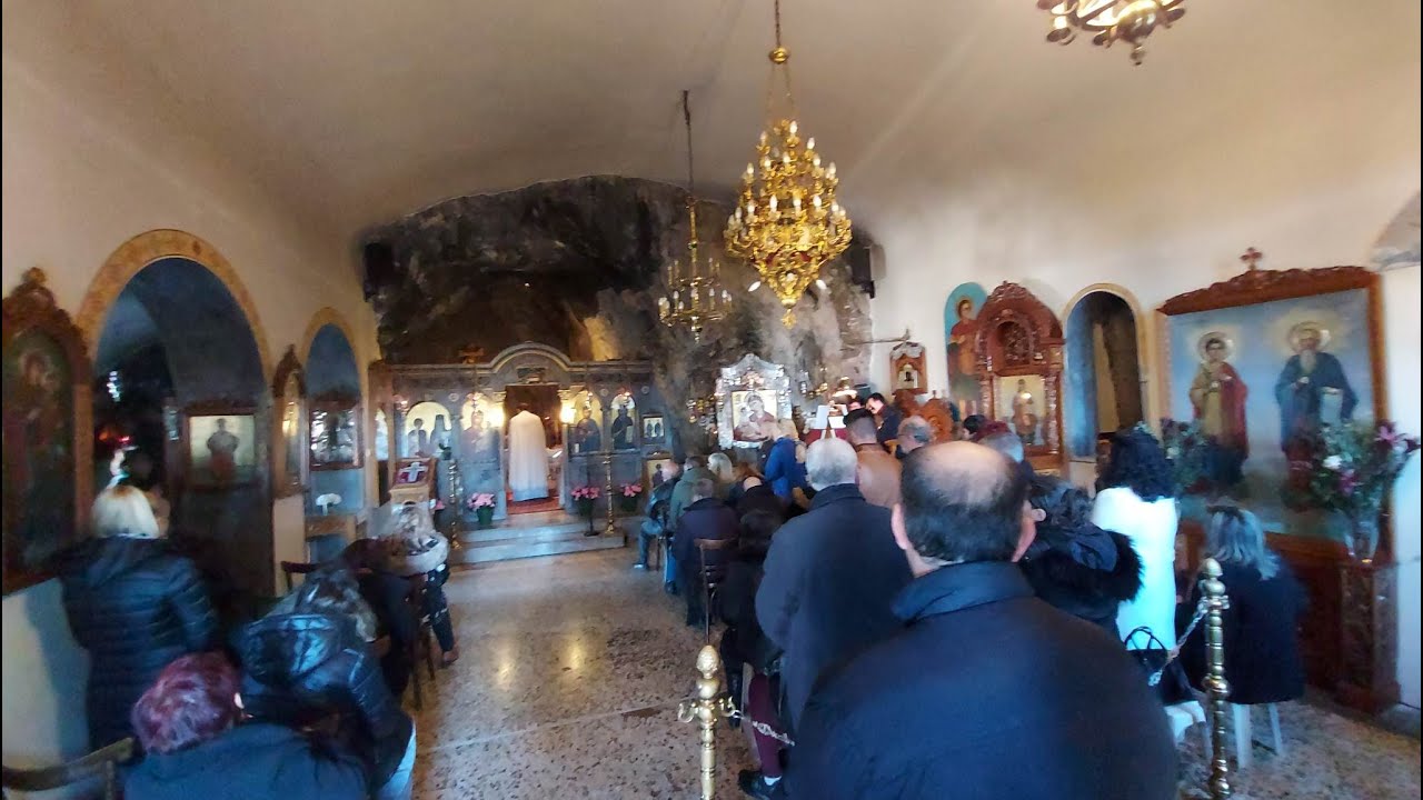Άγιοι Ισίδωροι σήμερα: Πλήθος κόσμου για Κυριακή Απόκρεω και Αγία ...