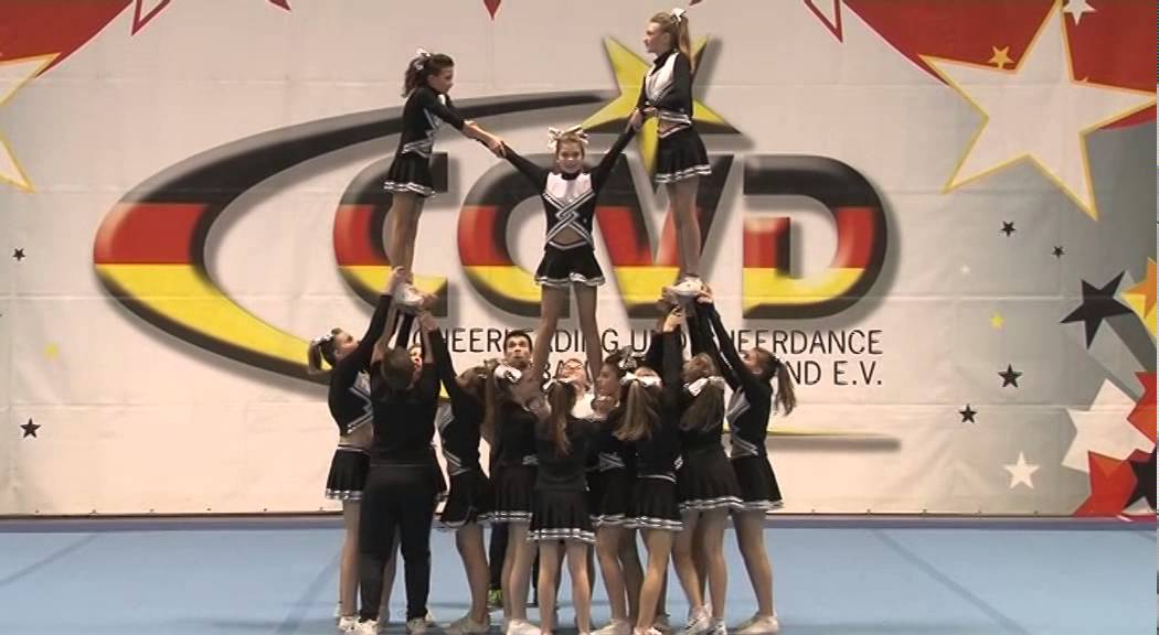 RMOst2015 - Cheeky Silvercats - Junior Coed Cheer Level 4 - YouTube