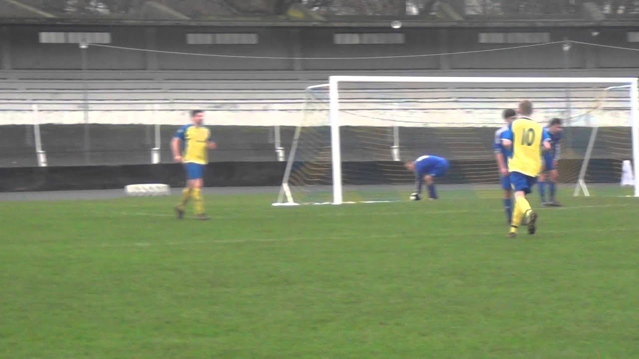 Mark Rees scores for Onchan v Braddan (2-1) 6 December 2014 - YouTube