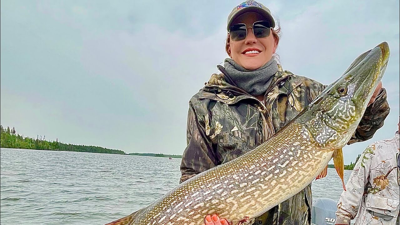 KISSISSING LODGE PIKE FISHING-CANADA 2023 - YouTube